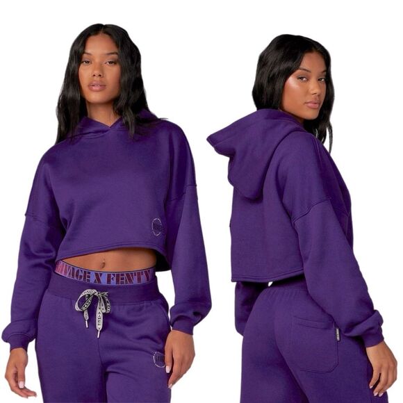 Savage X Fenty | Tops | Savage X Fenty Essential Fleece Scope Logo ...